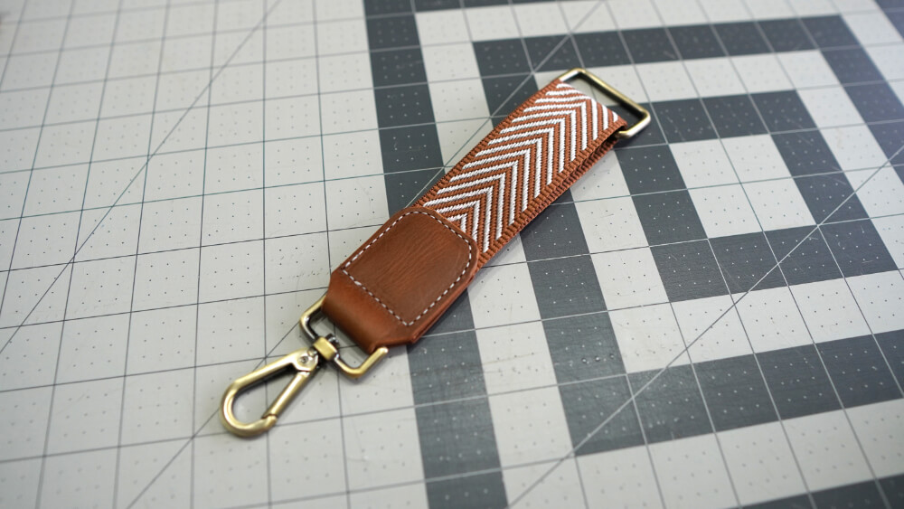 An Extra Special Bag Strap - Country Cow Designs Blog