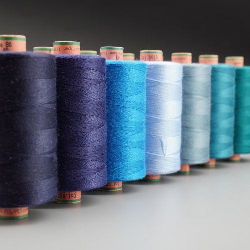 Amann Group Saba Tex 40 Threads - Blues and Teals | Country Cow Designs