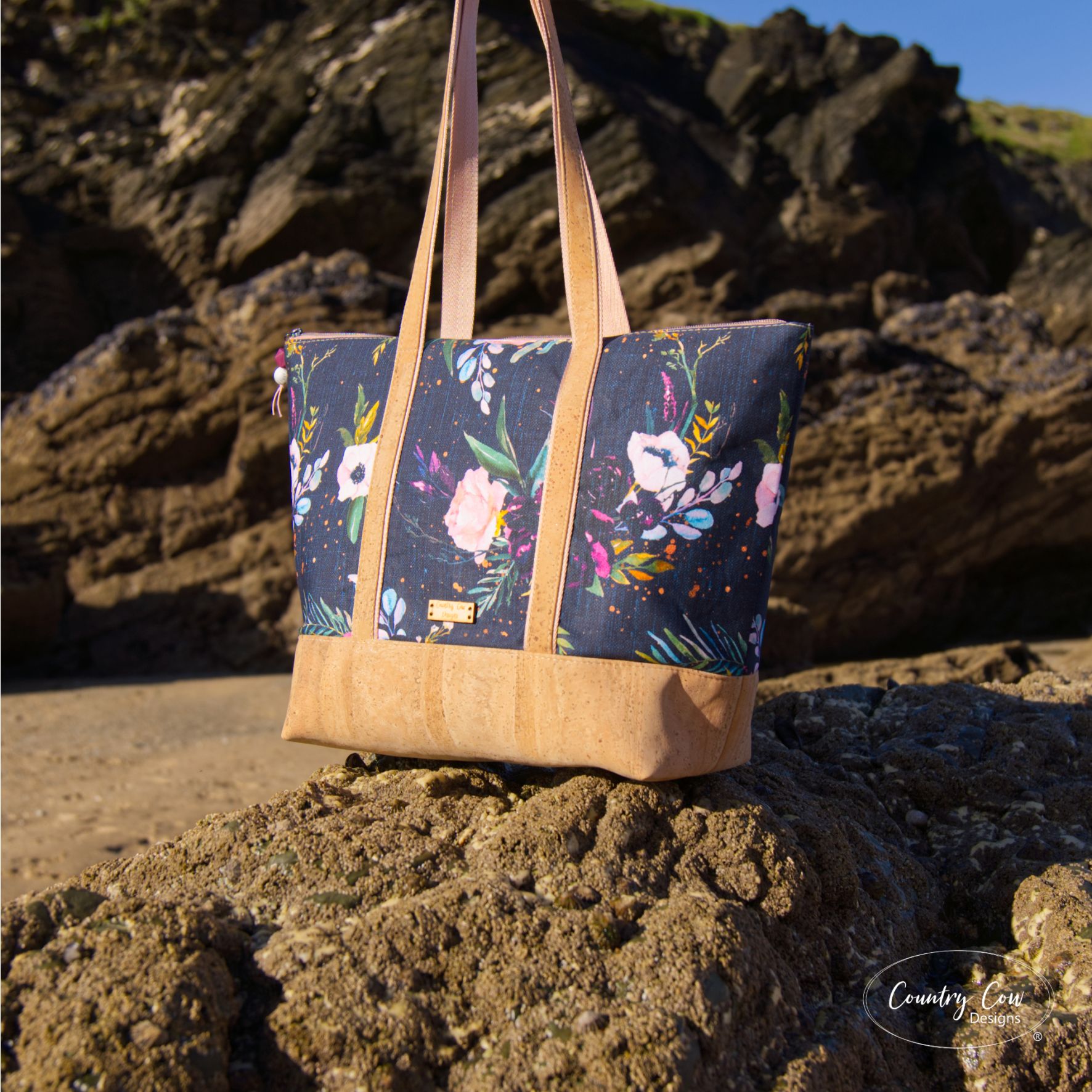 Country Cow Designs Yarnbomber Project Tote | Country Cow Designs